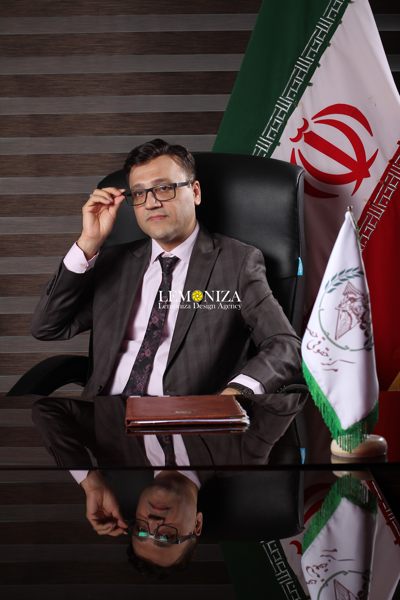 Modeling Photography of Dr. Mehdi Darabi’s Personality – Lemoniza ...